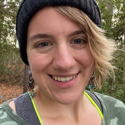 Can Fish Form Bonds with Humans? | PetMojo